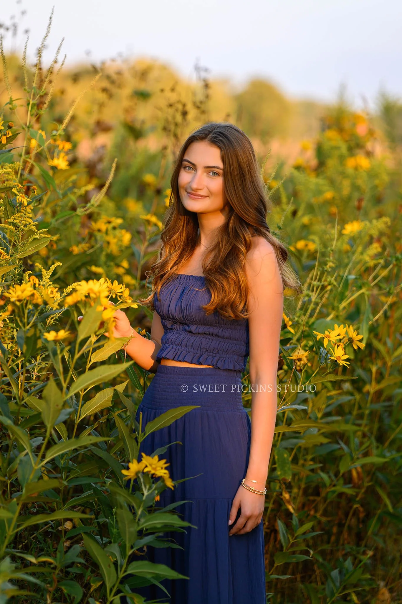 Hannah | Noblesville, Indiana Senior Photography — Sweet Pickins Studio ...