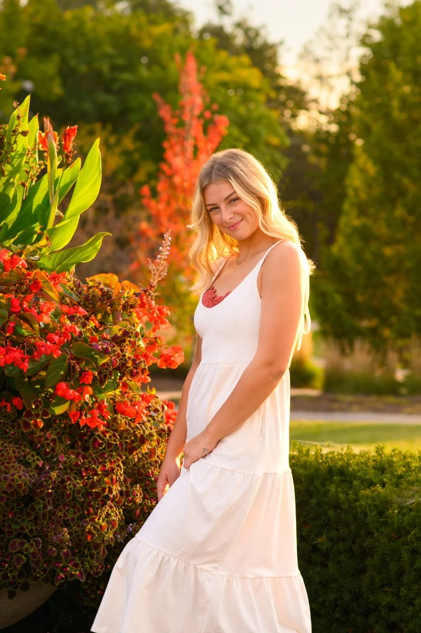 Carmel, Indiana Senior Photography at Coxhall Gardens — Sweet Pickins ...