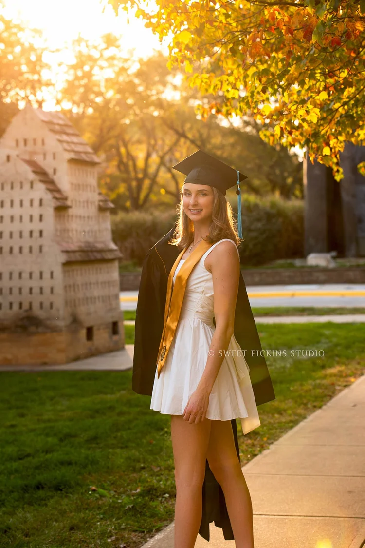 TAYLOR's Purdue Fall Graduation Photography in Cap and Gown in West ...