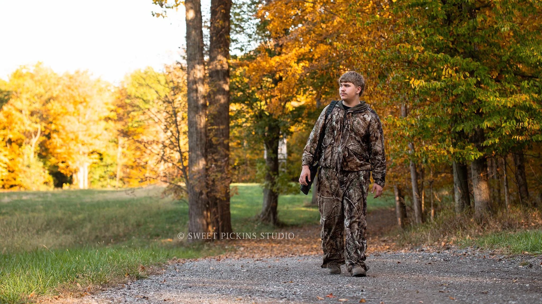 Peru, Indiana Deer Hunting Senior Photography in Fall — Sweet Pickins ...