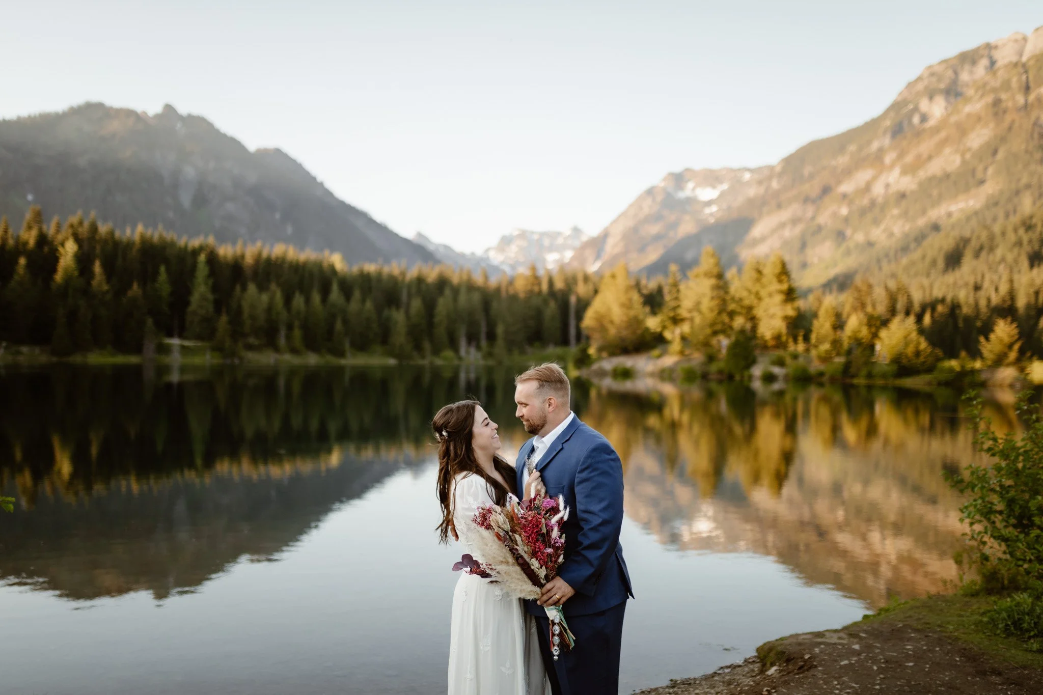 Seattle Elopement [2026 Guide] — Seattle Elopement Photographer & Guide ...