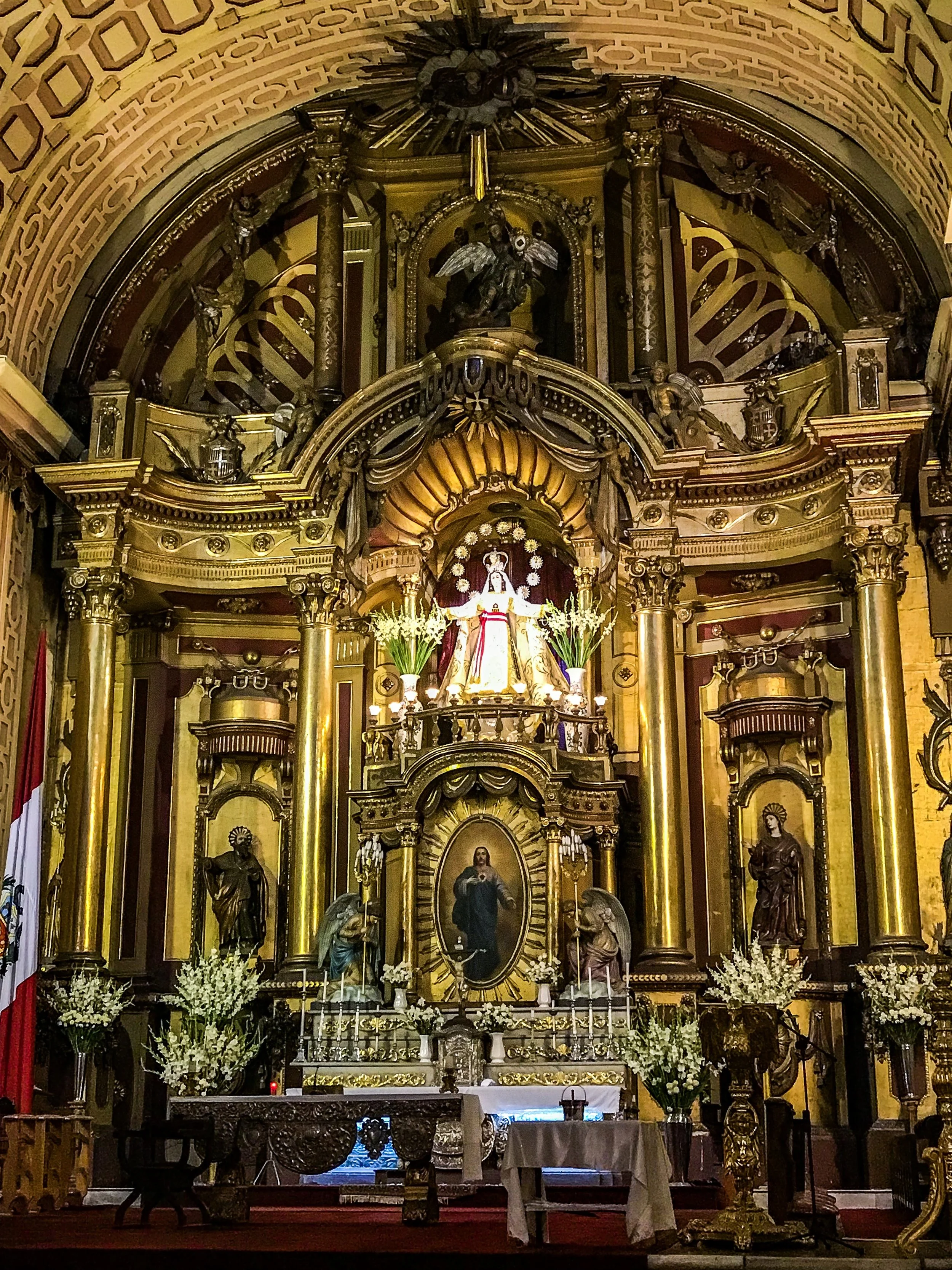 6 Beautiful Churches in Lima, Peru