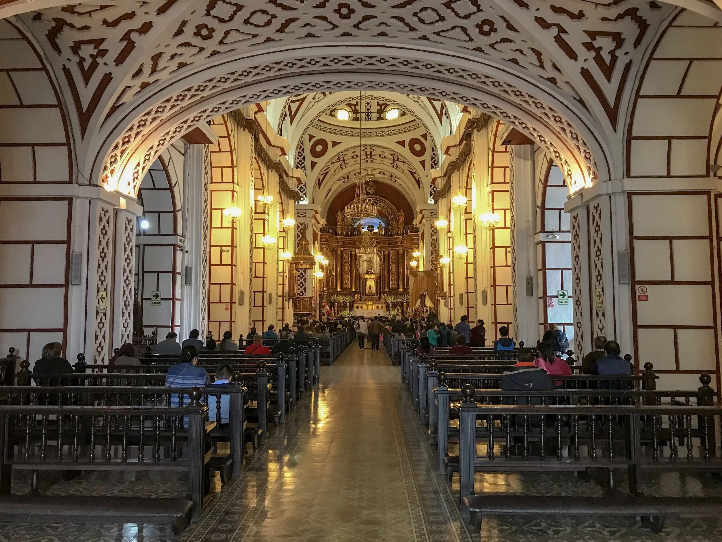 6 Beautiful Churches in Lima, Peru