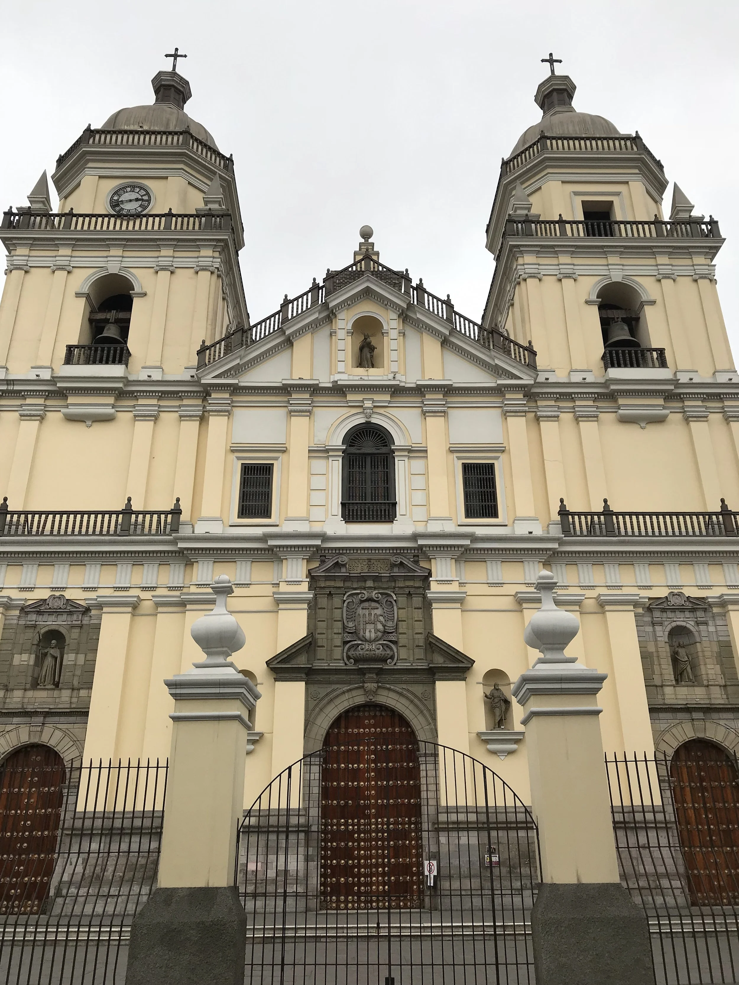 6 Beautiful Churches in Lima, Peru
