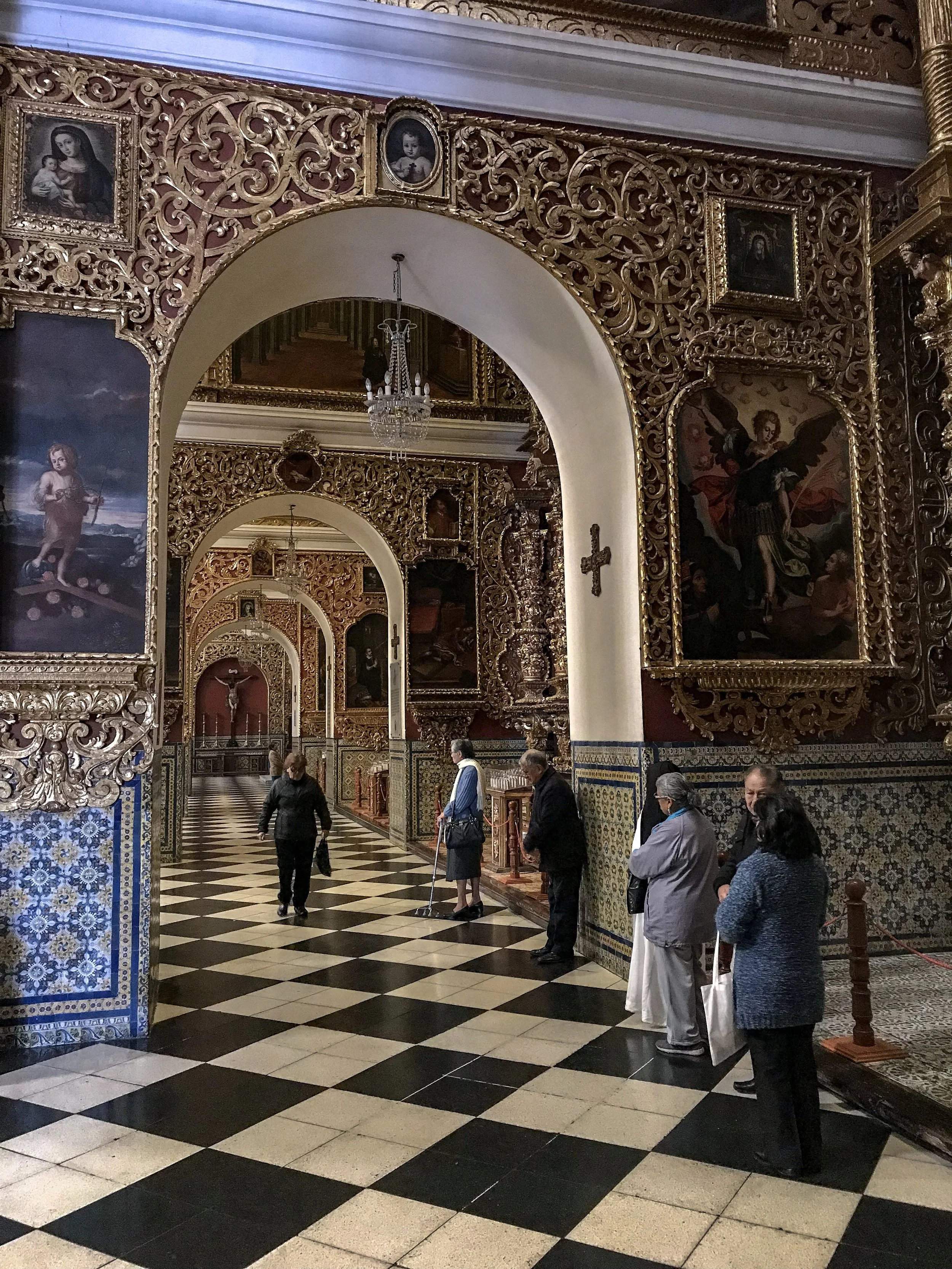 6 Beautiful Churches in Lima, Peru