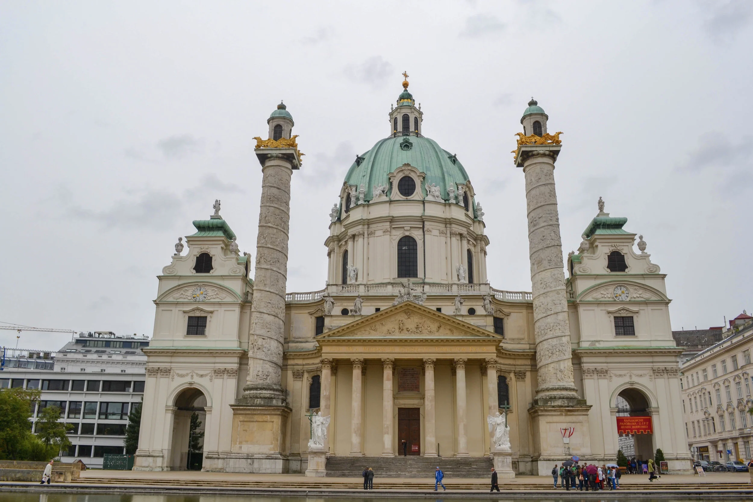 10 Beautiful Churches in Vienna
