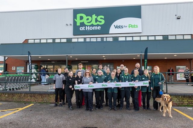 Pets at Home makes history as next-generation 27,360 sq ft flagship ...