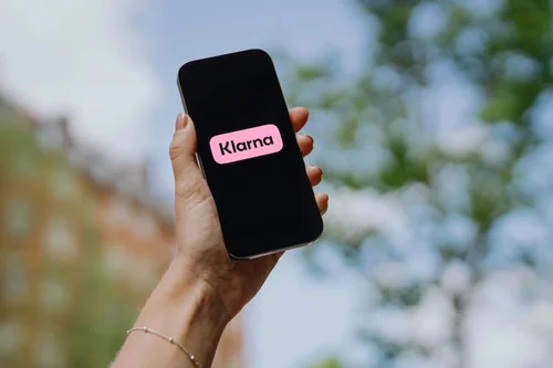 Klarna goes live on Google Pay in the UK following buy now pay later ...