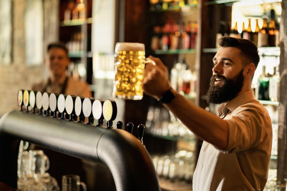 How to legally sell alcohol on your business premises: a full guide ...