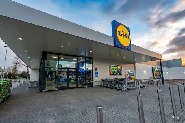 Lidl GB stumps up £600 million to strengthen its store network with 50 ...