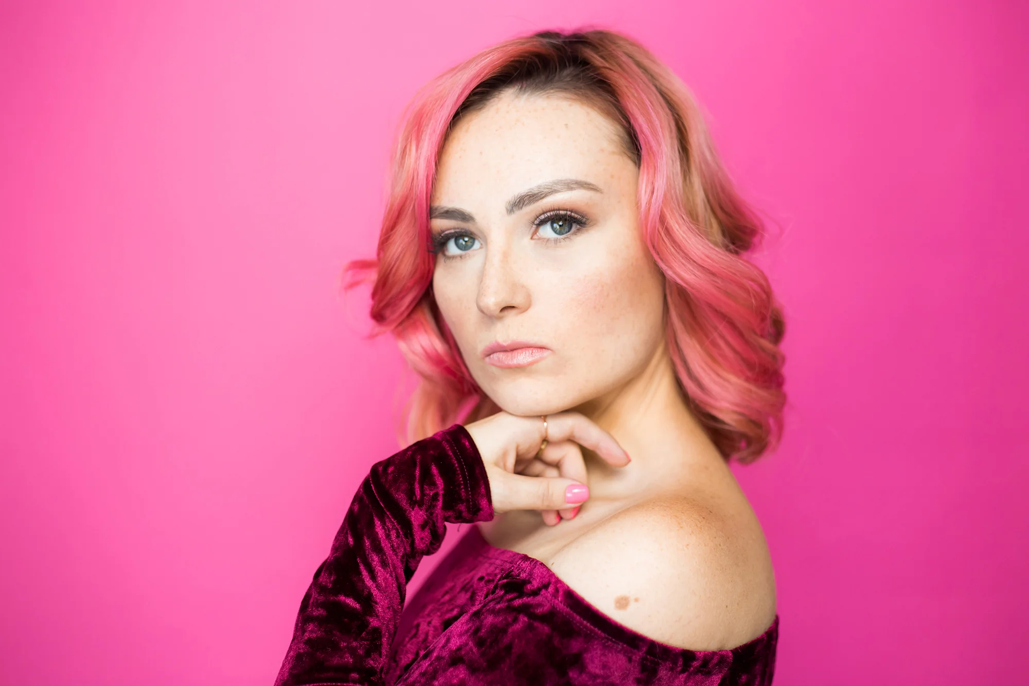 About — Molly Burke: Motivational Speaker & YouTuber