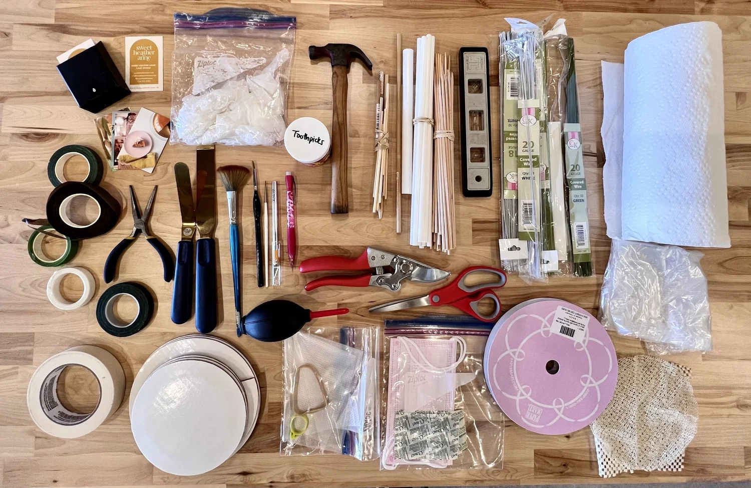 A Cake Decorator's Complete To-Go Kit Packing List — Sweet Heather Anne ...
