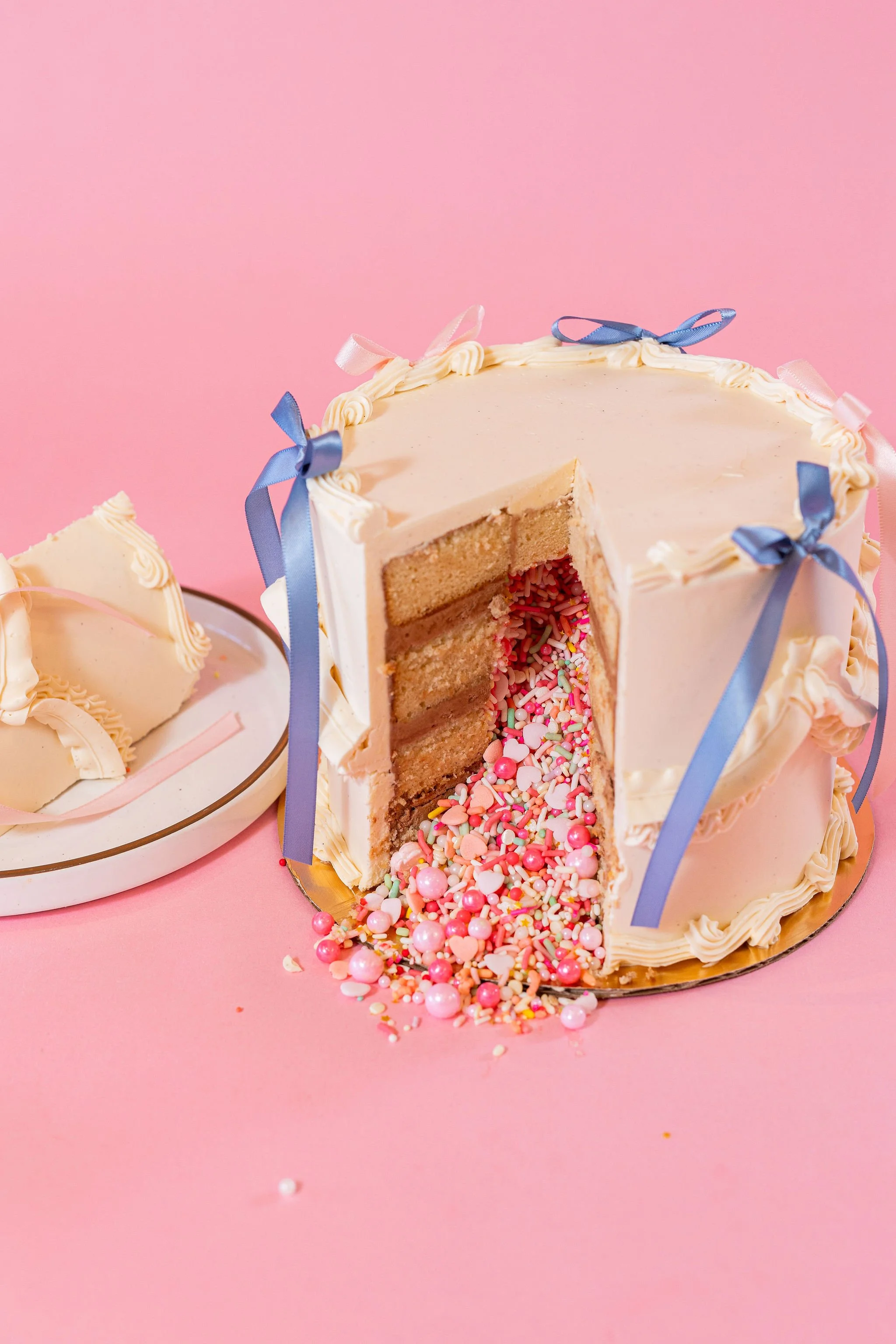 Custom Vintage Heart Cake — Sweet Heather Anne Cake Studio