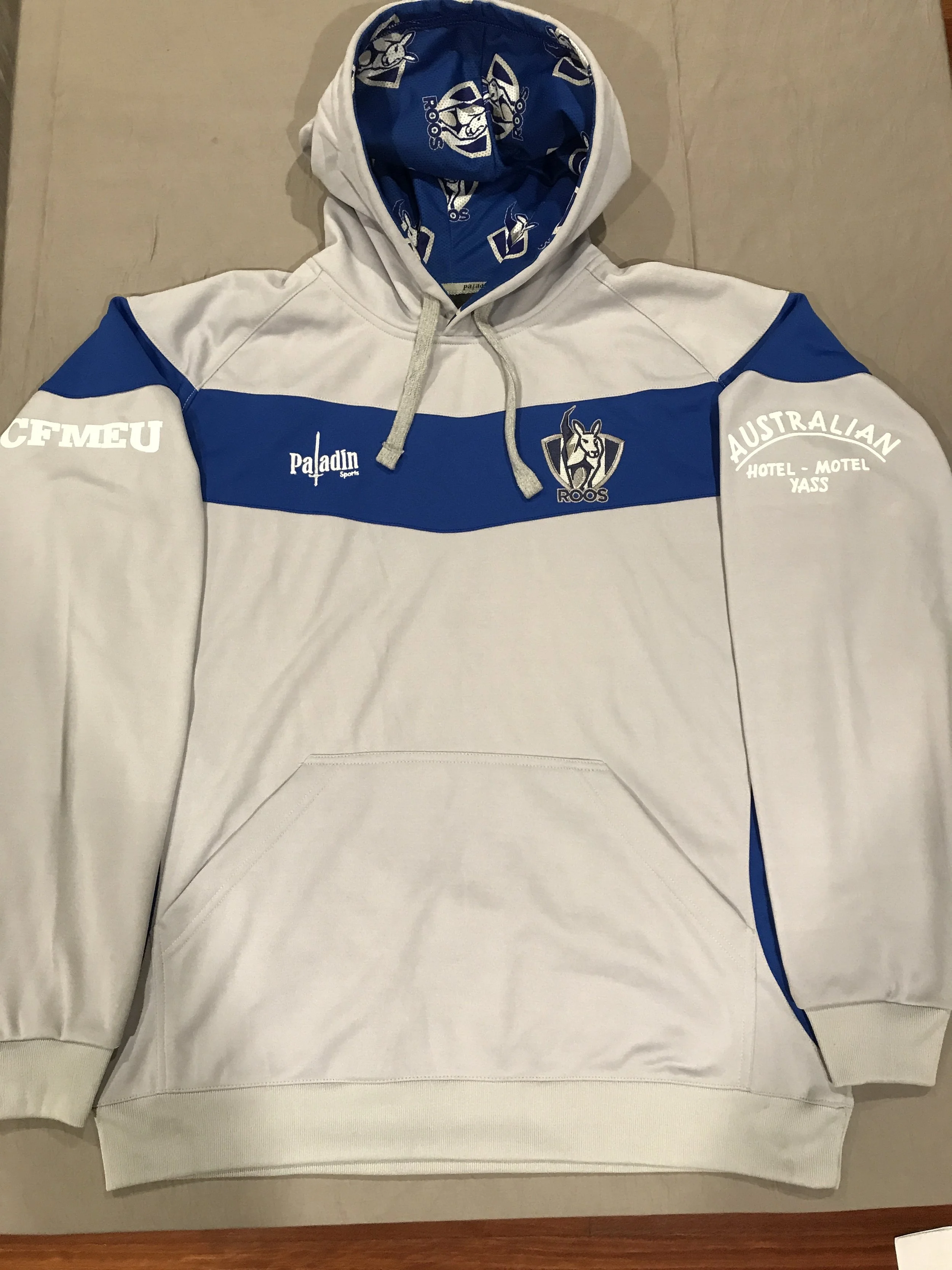 Store — Yass Roos AFC