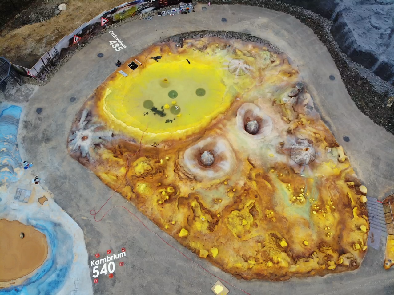 Ursuppe — Figurenbau Peter Ardelt