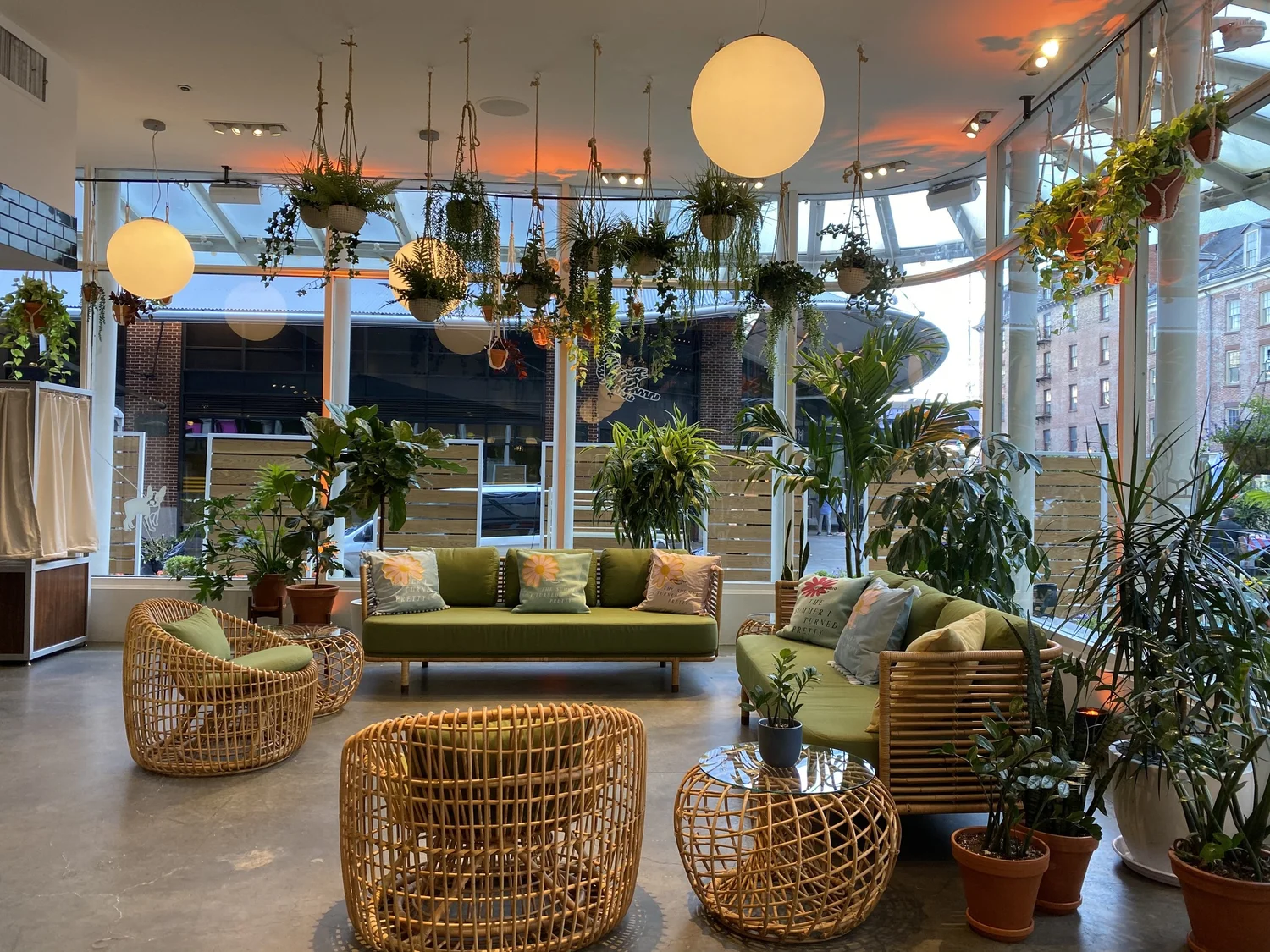 MOT Designs- Interior and Set Design