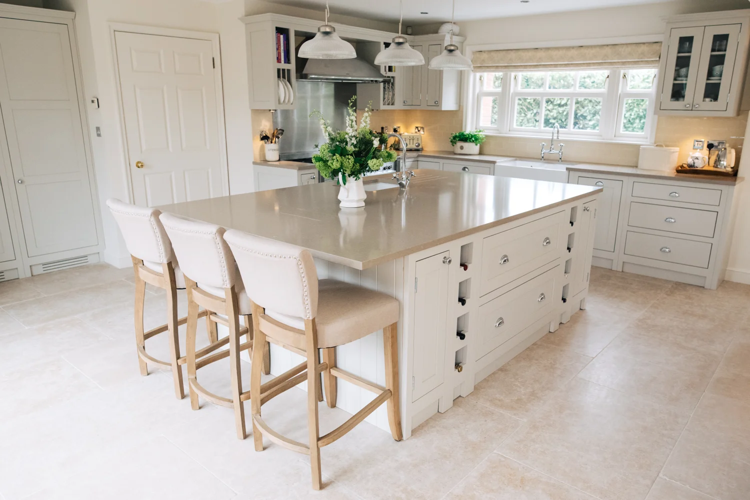 Traditional Kitchen/Diner/Lounge - Stratford Upon Avon — Field & Co ...