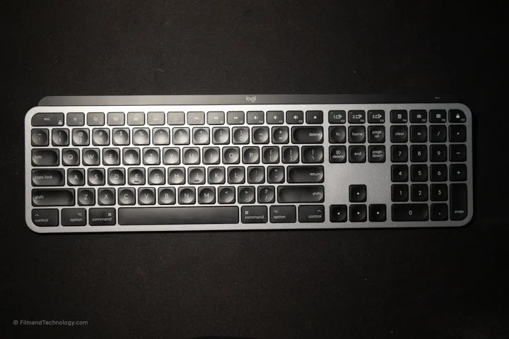 Logitech MX Keys for Mac vs. Apple Magic Keyboard | Which Is the Best ...