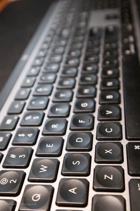 Logitech MX Keys for Mac vs. Apple Magic Keyboard | Which Is the Best ...