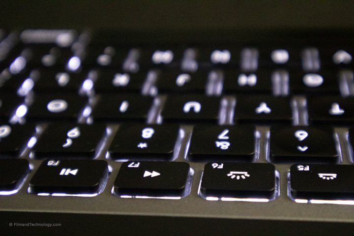 Logitech MX Keys for Mac vs. Apple Magic Keyboard | Which Is the Best ...