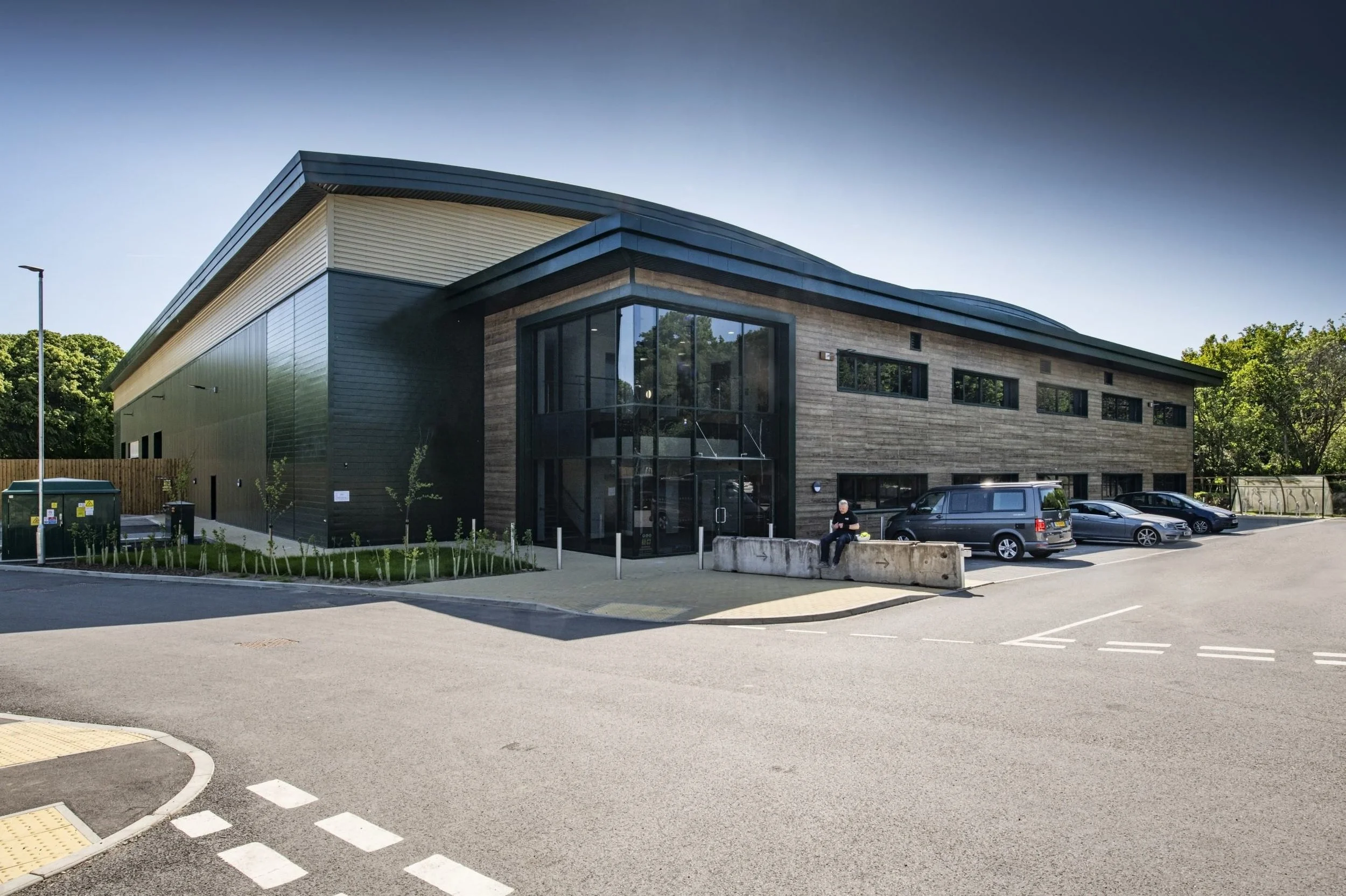 Last unit let at Sussex Junction — Flashbulb*