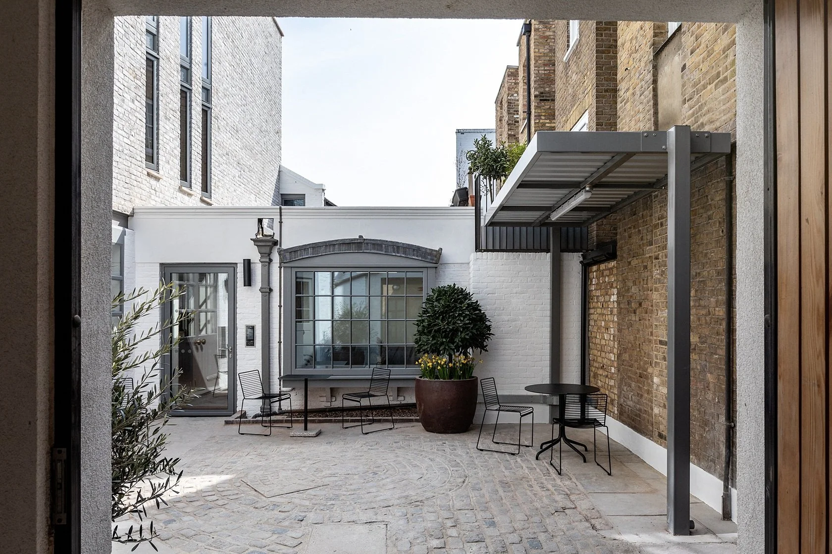 Rose Uniacke expands its Chelsea retail footing — Flashbulb*