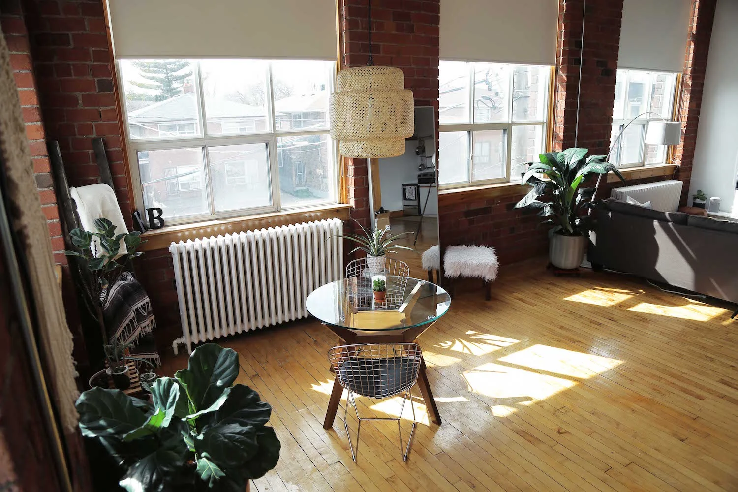 LOFT VIBES: LIVING ROOM — The Sorry Girls