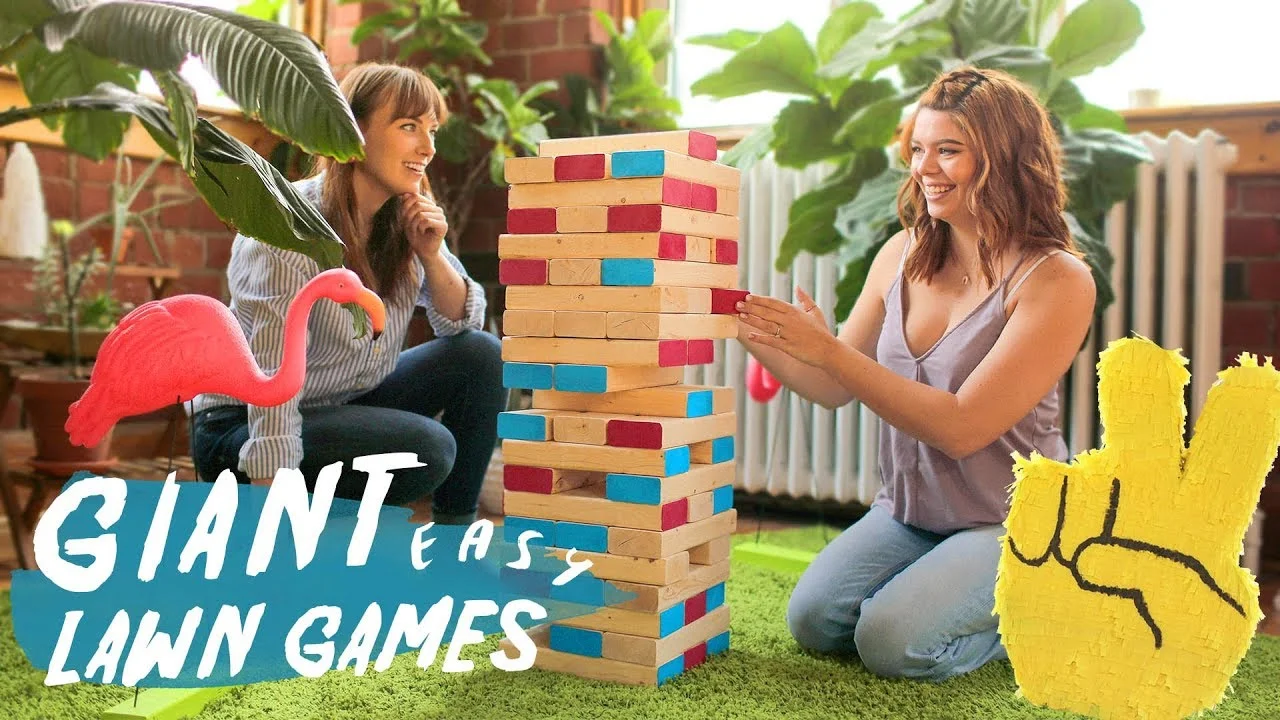 EASY GIANT LAWN GAMES — The Sorry Girls