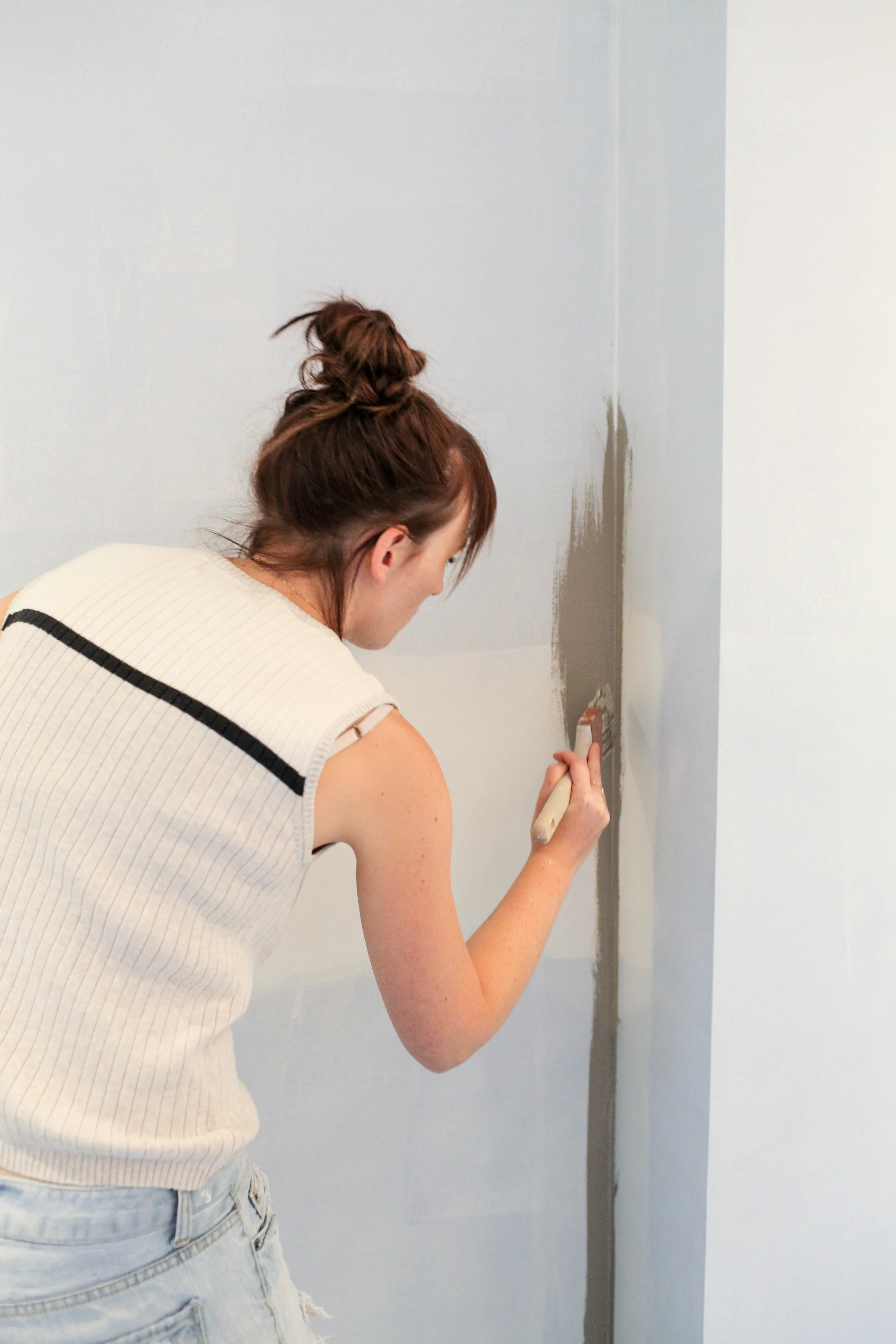 DINGEY ROOM TRANSFORMATION USING COLOUR trends! — The Sorry Girls