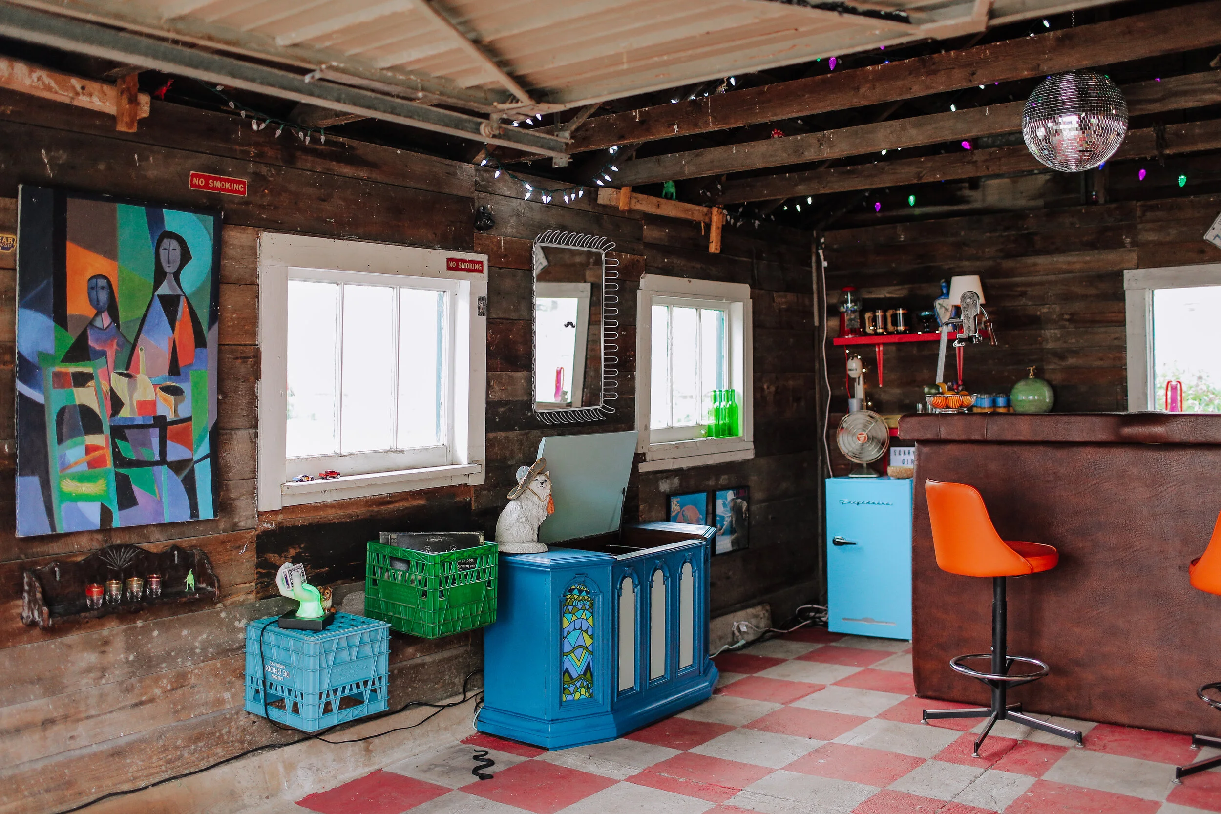 Garage Makeover | Dive Bar Inspired — The Sorry Girls