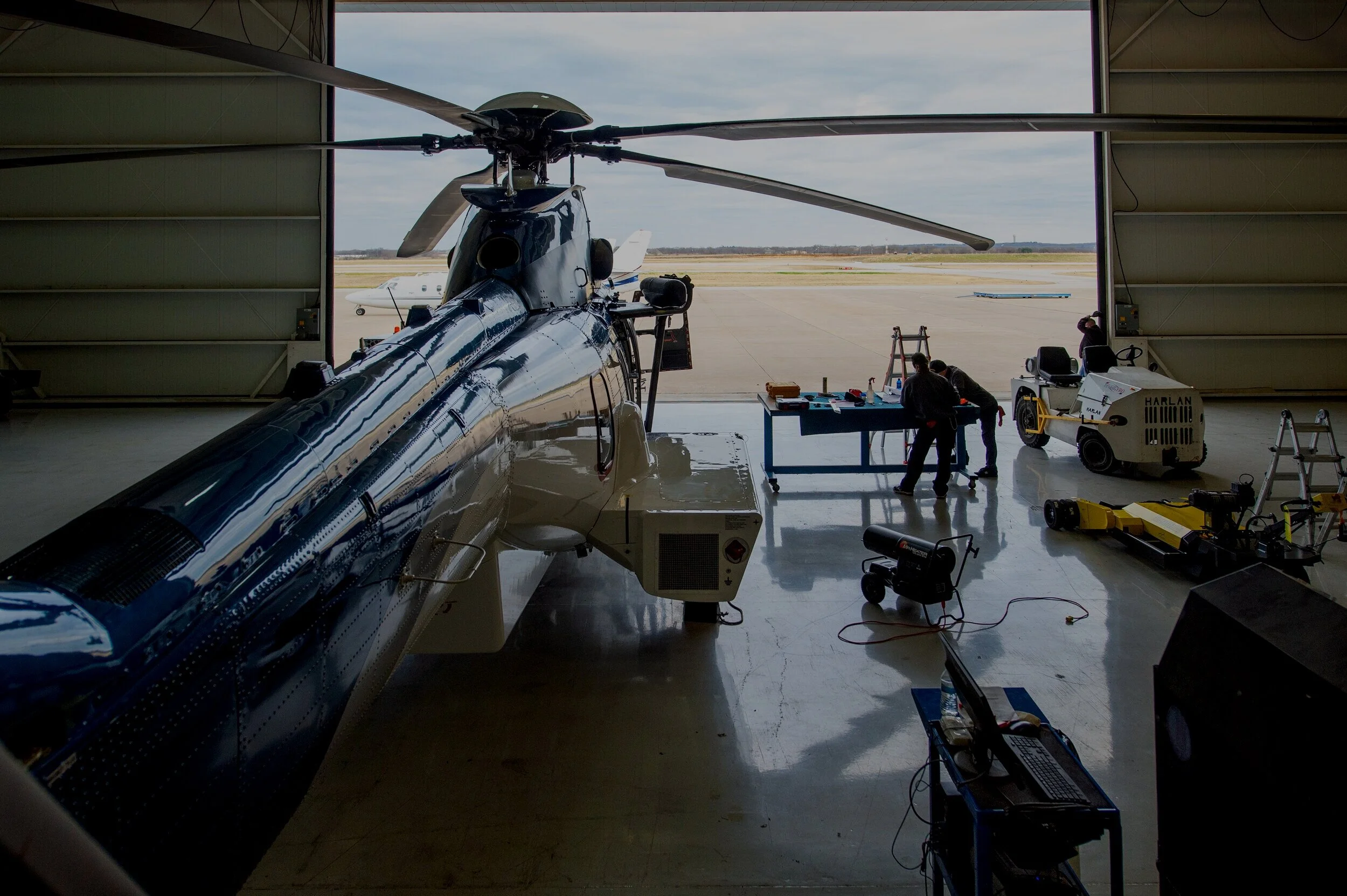 Maintenance — Air Center Helicopters - Expeditionary Aviation