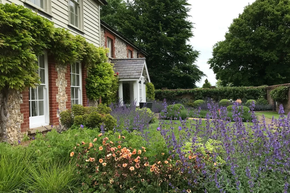Country Cottage Front Gardens