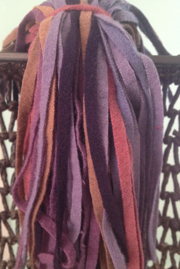 Wool Selvedge Remnants - 16oz Bag of 100% Wool Scraps for Crafting and ...