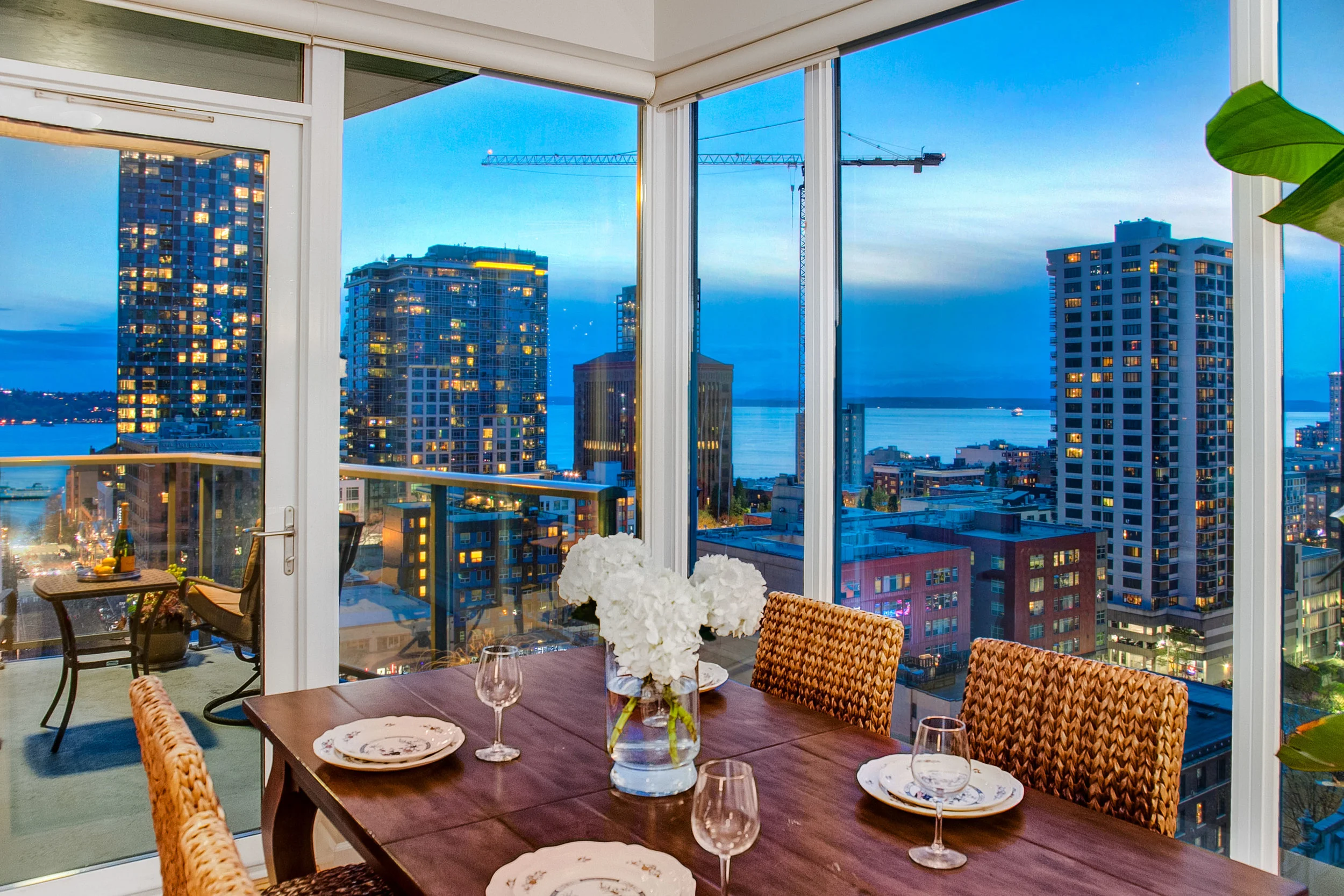 Escala Condo #1501 | Escala by Olga Dyckman