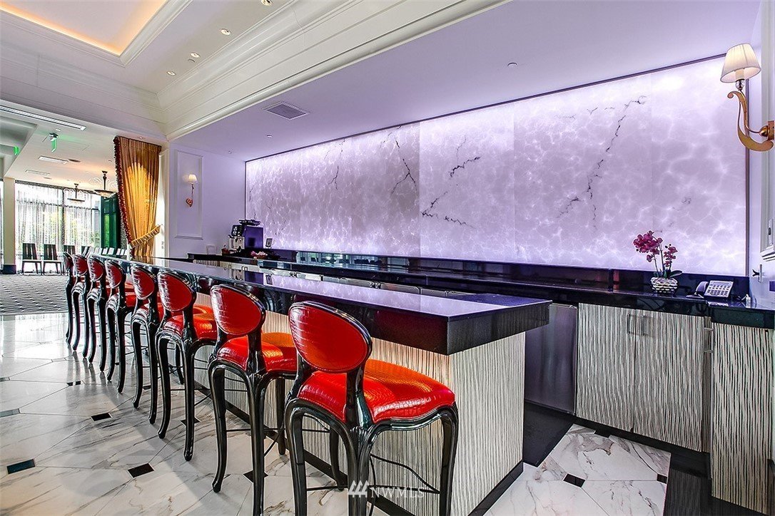 Escala Seattle Concierge