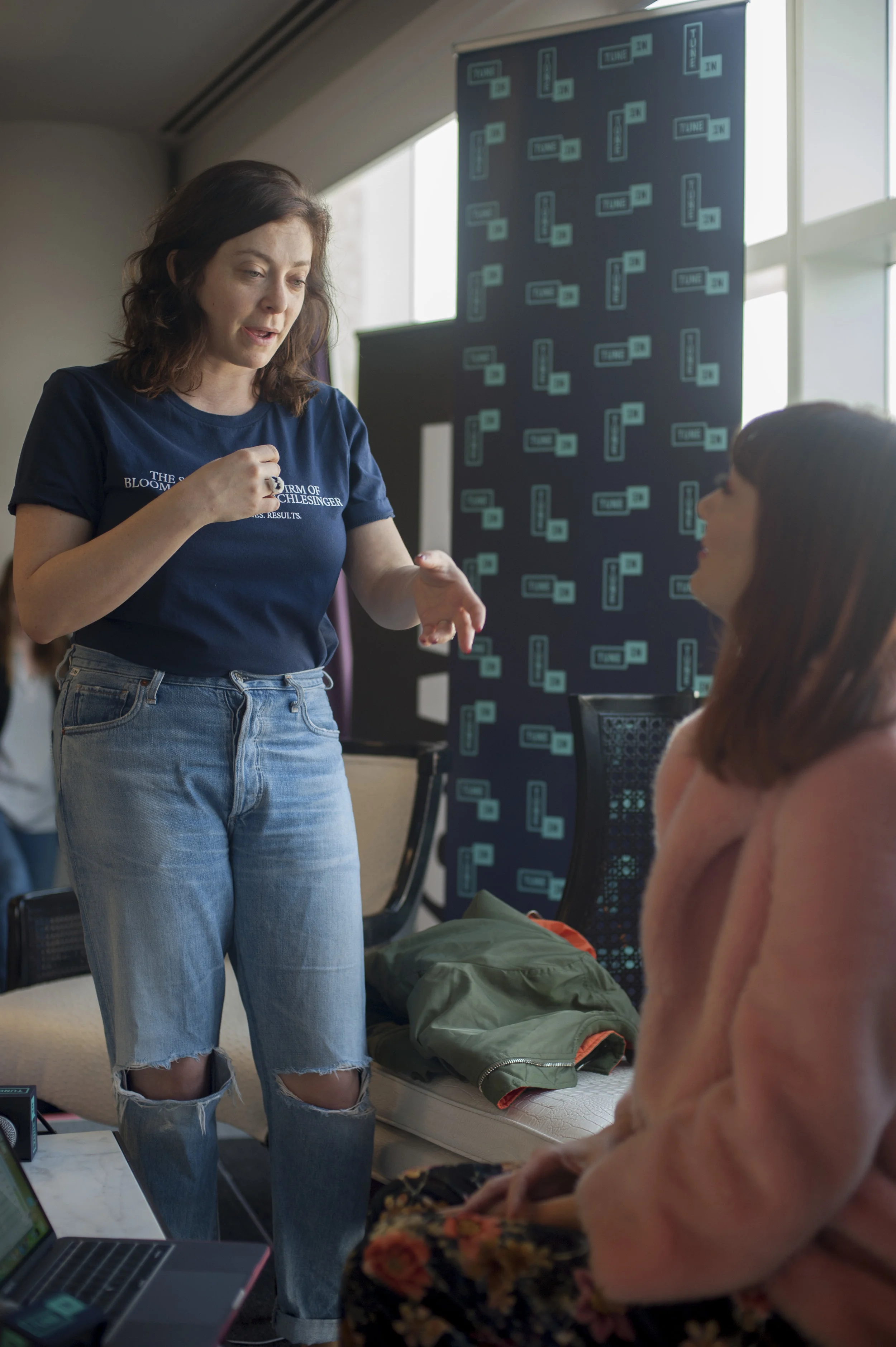Beauty Guilt with Rachel Bloom- Natch Beaut LIVE at SXSW Episode Guide ...