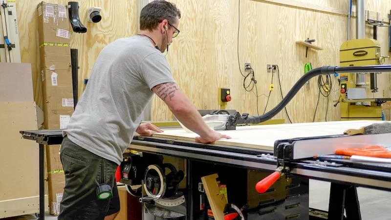 How To Build A DIY MFT-Style Outfeed Table, Assembly Table & Workbench ...