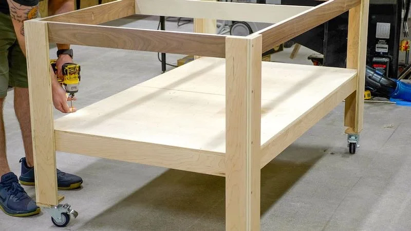 How To Build A DIY MFT-Style Outfeed Table, Assembly Table & Workbench ...