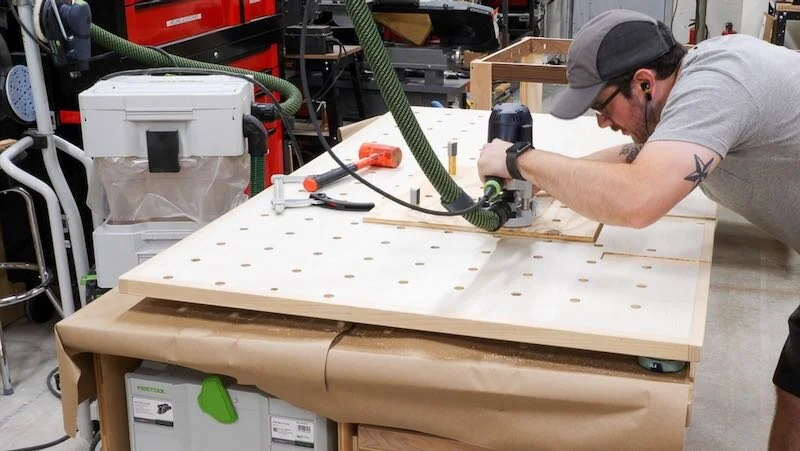 How To Build A DIY MFT-Style Outfeed Table, Assembly Table & Workbench ...