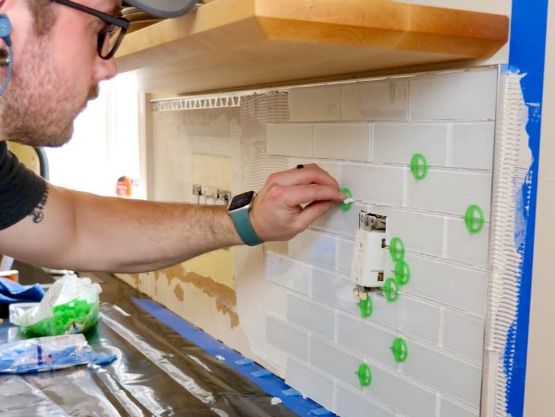 How To Install Subway Tile 🛠 Installing TILE BACKSPLASH for the FIRST ...