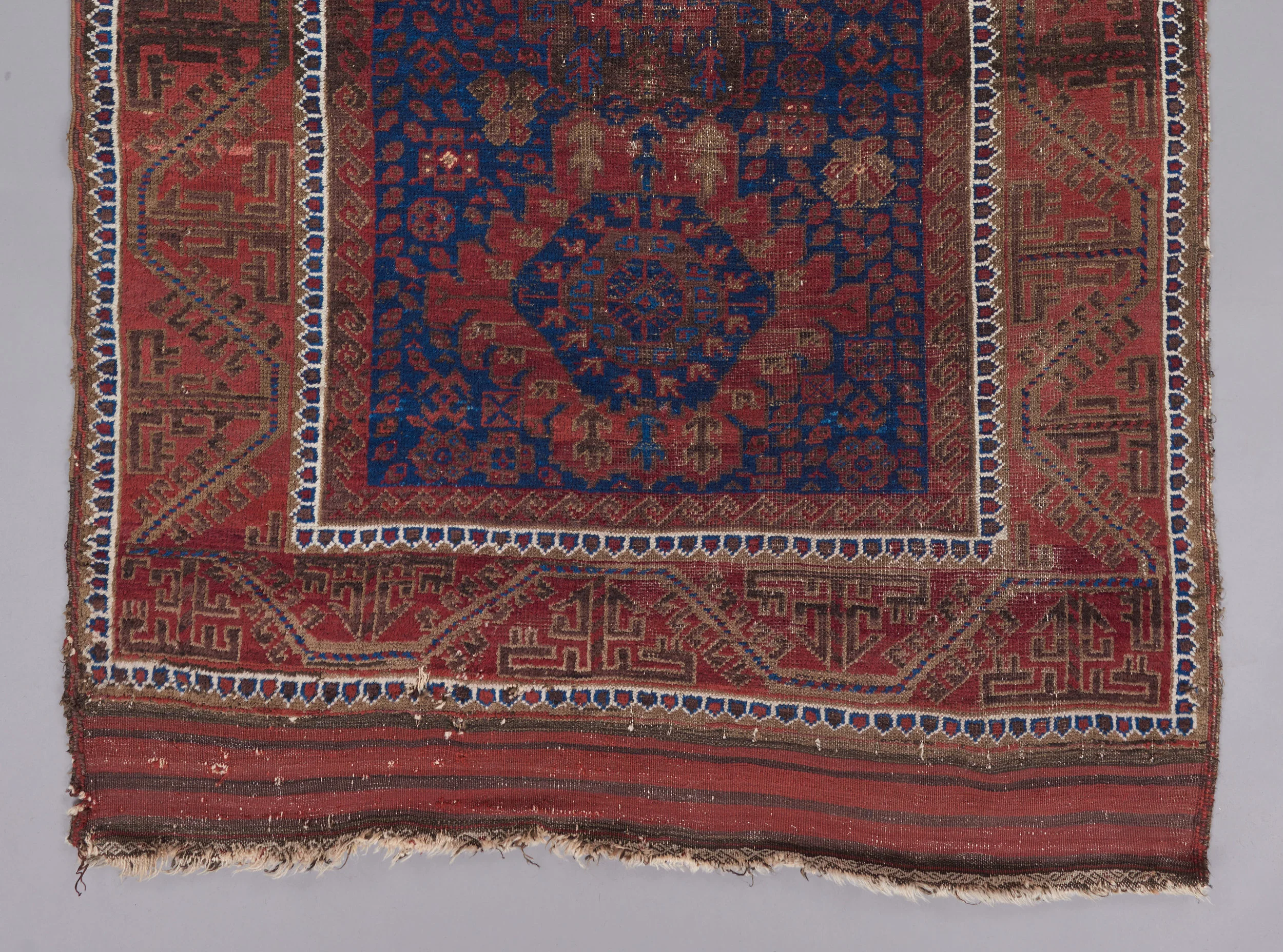 Baluch rug — b bolour