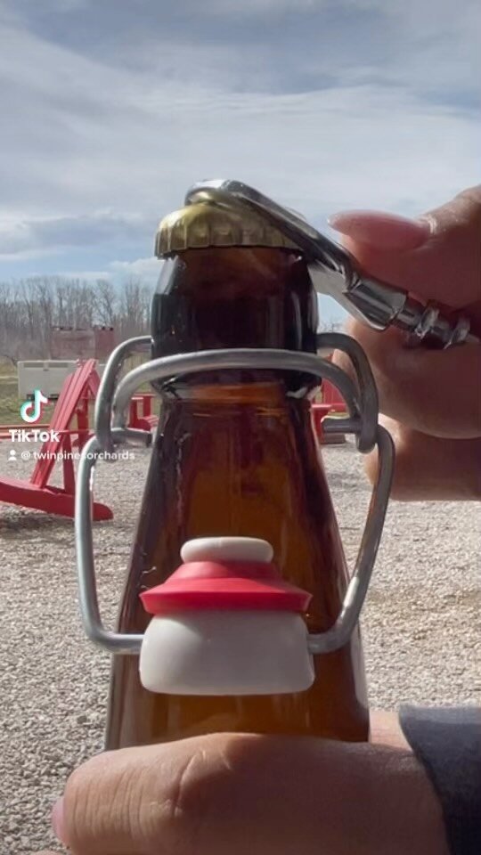 Twin Pines Orchards & Cider House