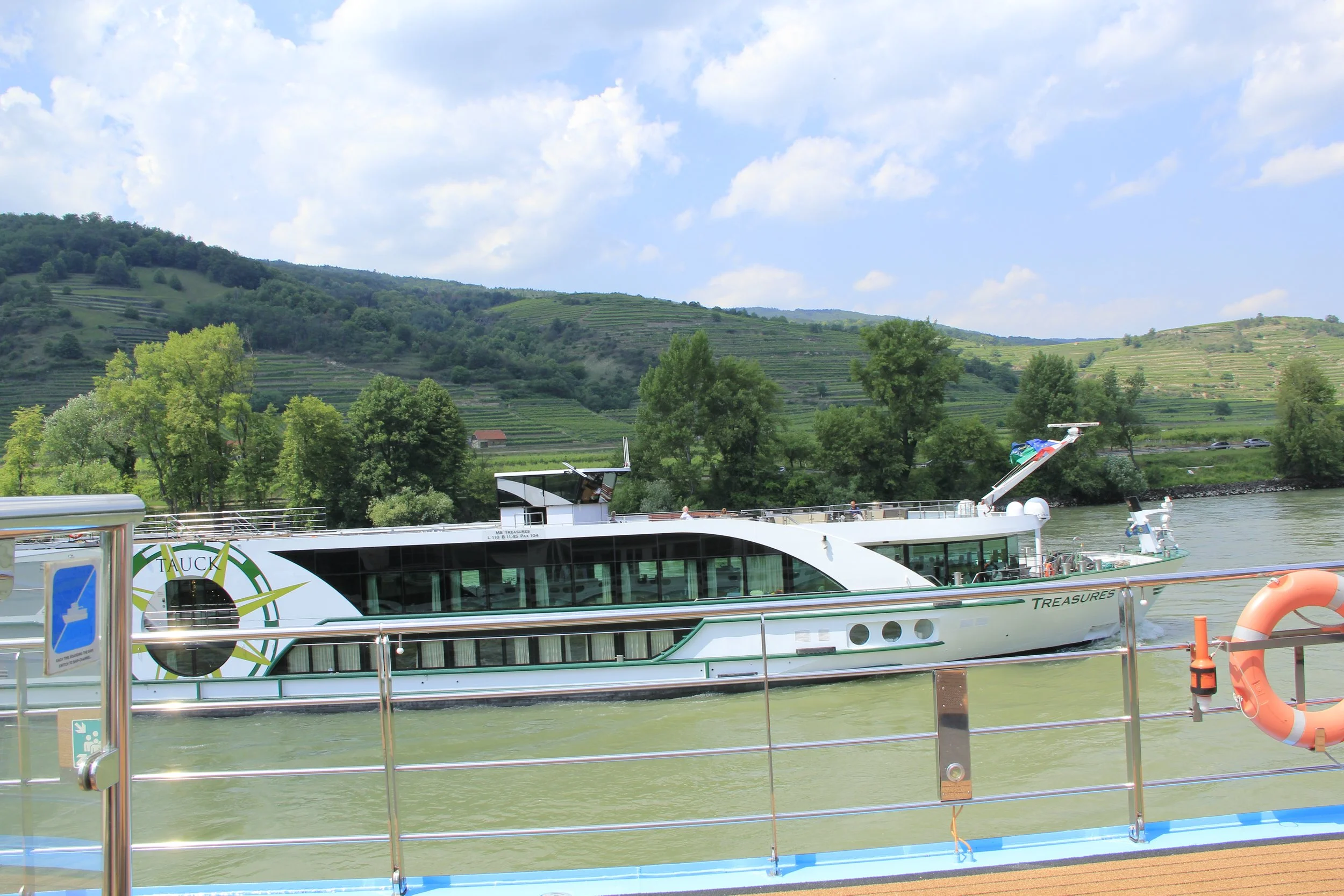 Tauck ms Savor Ship Tour — Dream Destinations