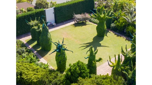 Hamilton Gardens mastermind retires — LANDSCAPE ARCHITECTURE AOTEAROA