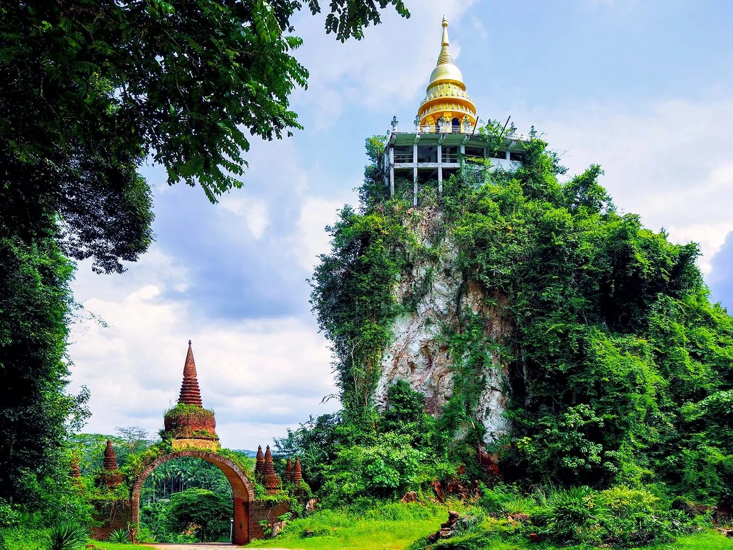 An Off-Grid Adventure in Surat Thani, Thailand — xyzAsia