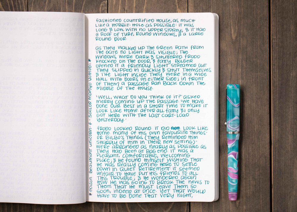 Ink Review #1323: Sailor Manyo Yomogi — Mountain of Ink