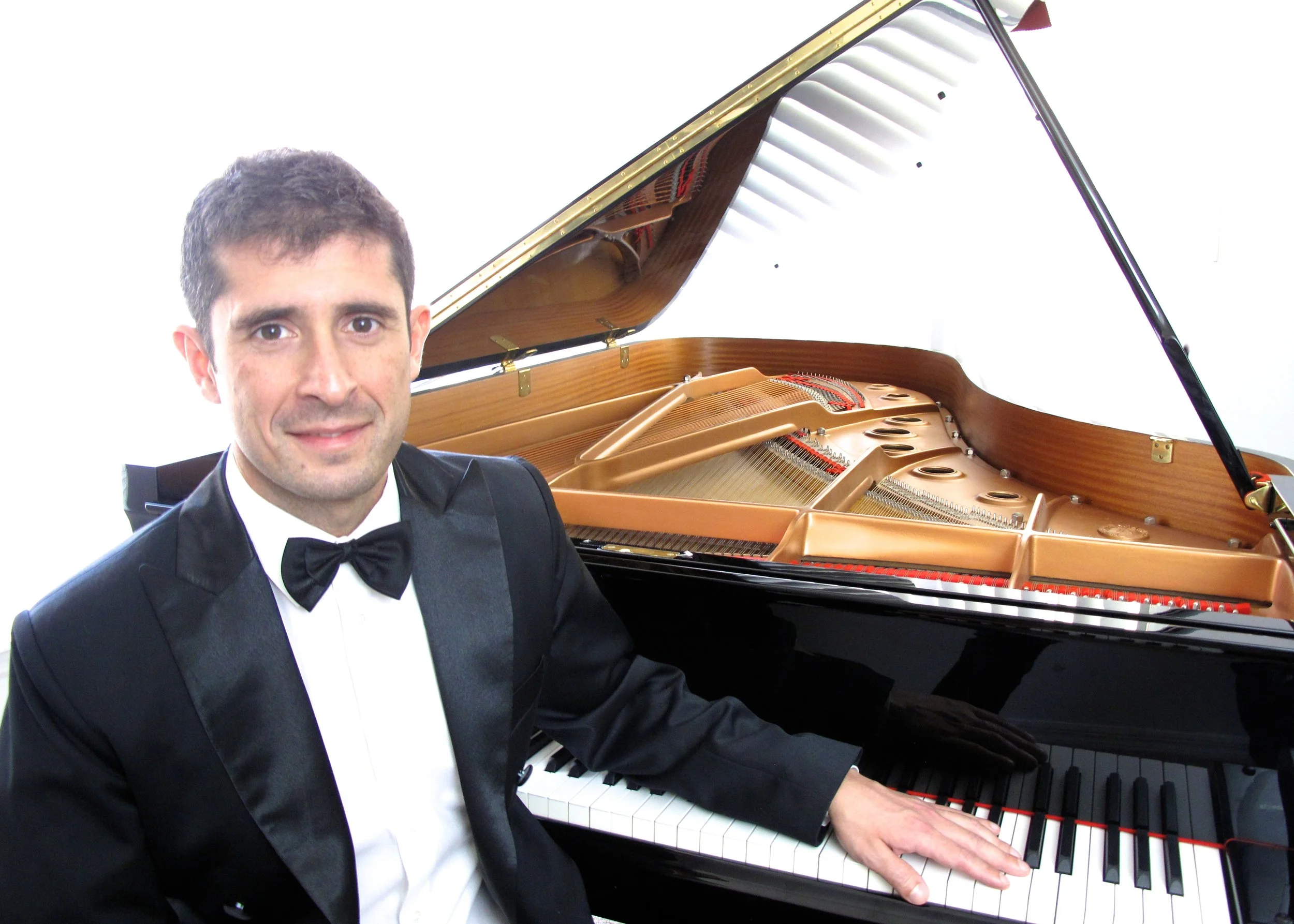Iannotti Piano Studio — Contact