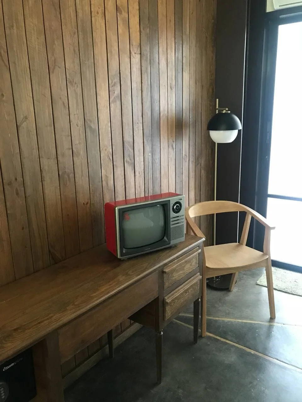 Rates & Amenities / BOOK — Vessel Hostel