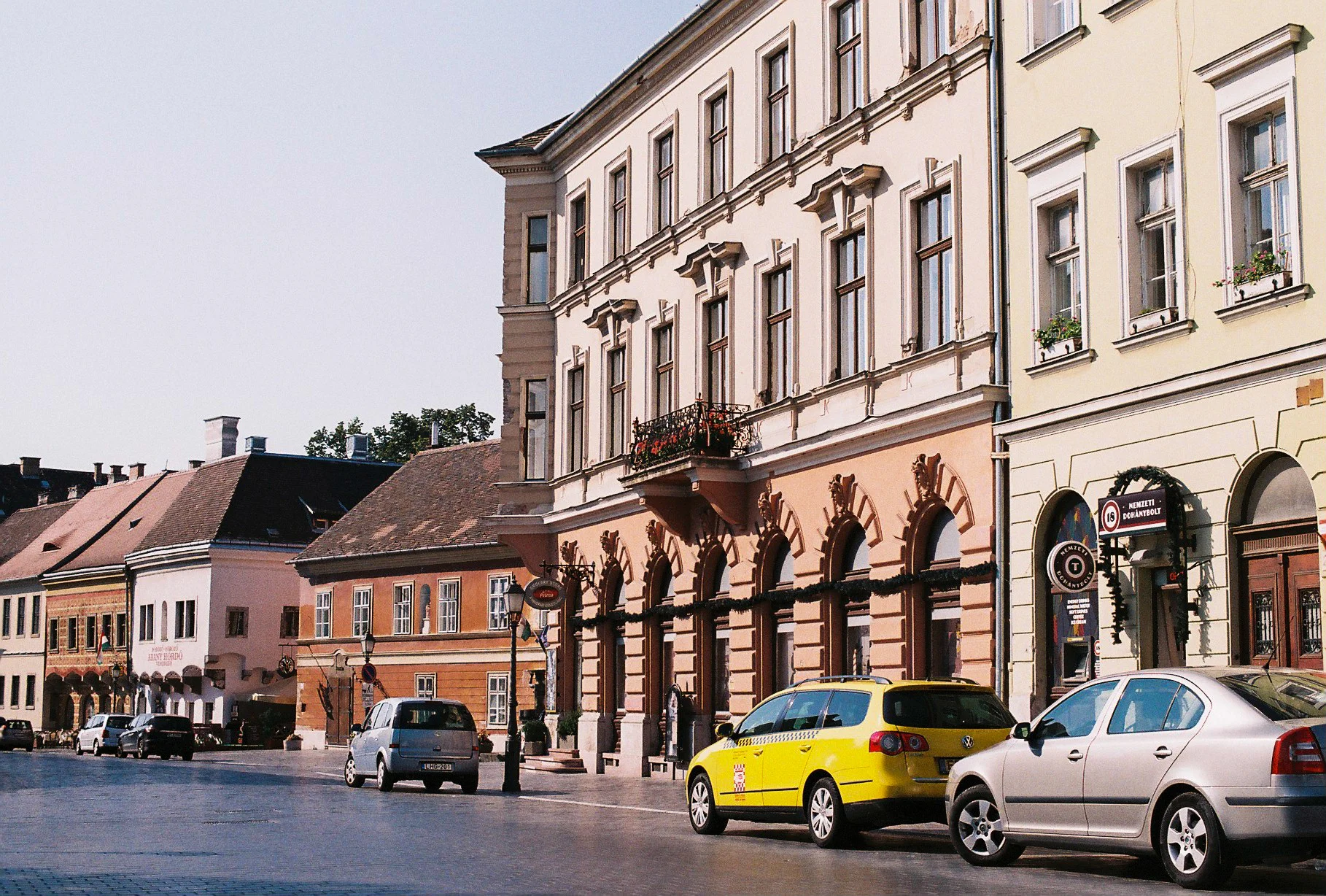 Budapest — Catherine Nemanic Studio