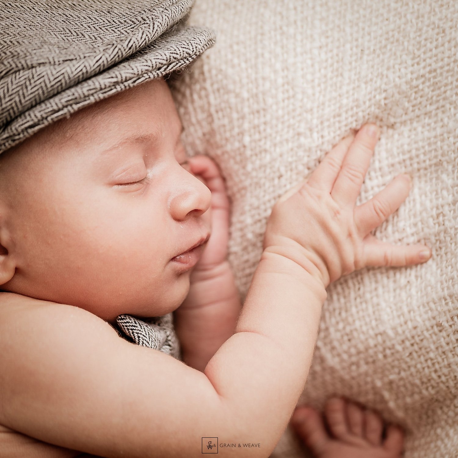 Natural and Candid Newborn Baby Photography, Captured in the Comfort of ...